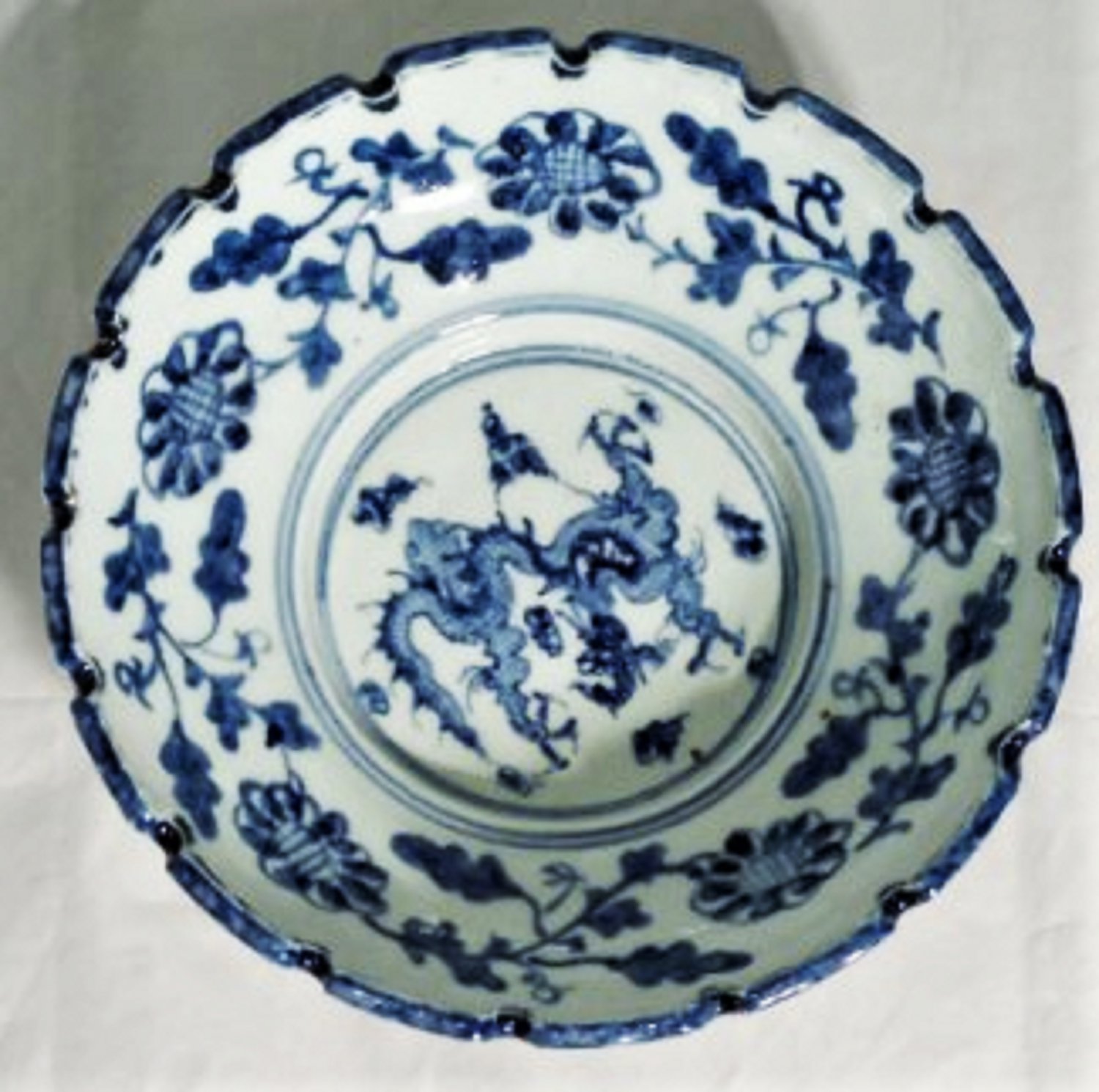 Antique Chinese Ming Hongzhi Mark Blue & White Large Dragon Floral Bowl 8"