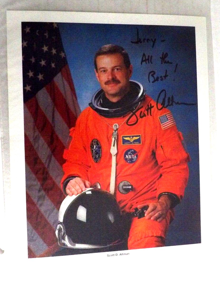 Scott Altman NASA astronaut Signed Photograph Top Gun F-14 Pilot