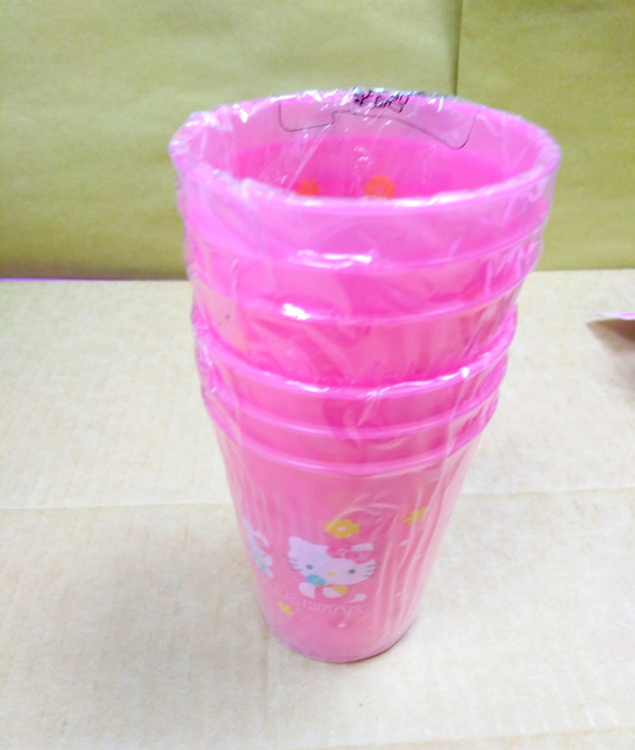 6 Pcs Set of Sanrio Hello Kitty Plastic Cups Drinking Cup mug kids parties