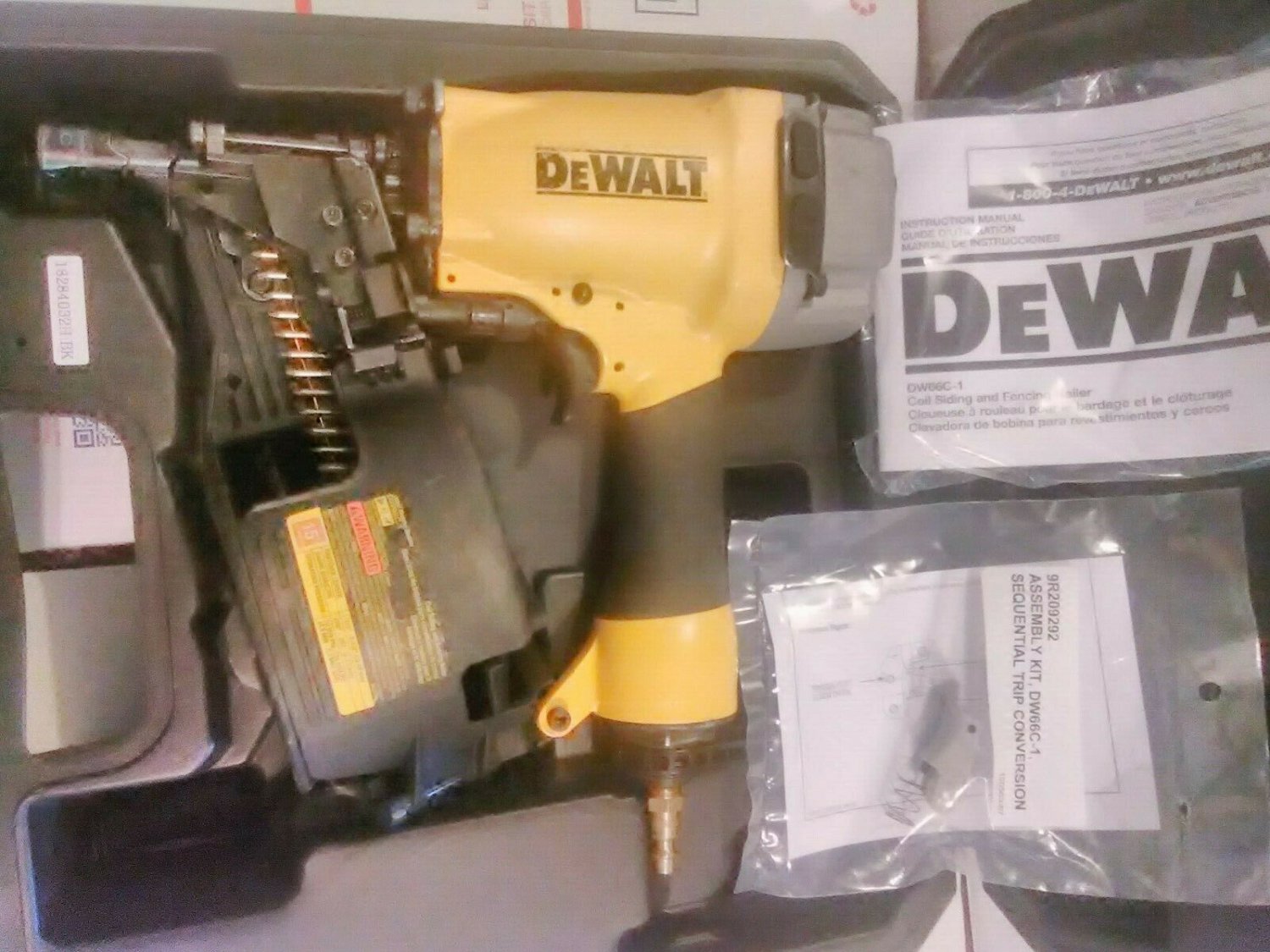 Dewalt DW66C-1 15° Coil Siding and Fencing Nailer With Hard Case, FREE ...