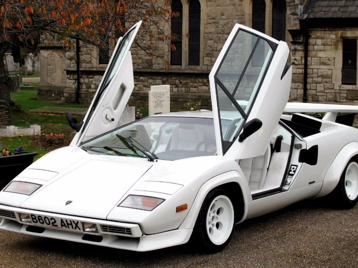Lamborghini Countach White-5000- Poster 13x19