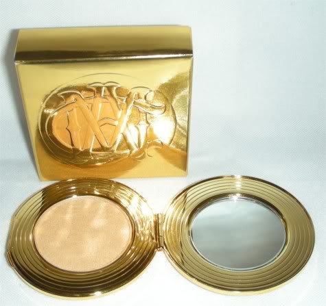 MAC MONOGRAM Limited Sheer Powder Gold COMMEMORATE