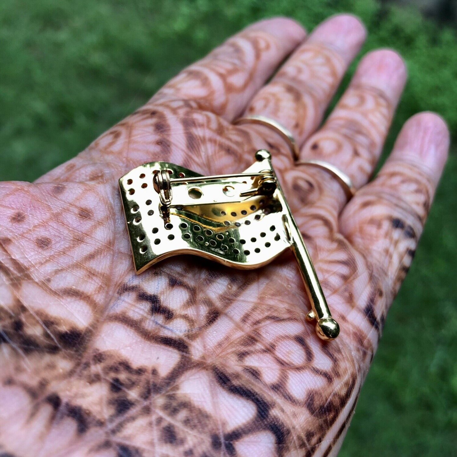 Gold Plated Studded Indian Flag Brooch / Lapel Pin Jewelry, High Polish ...