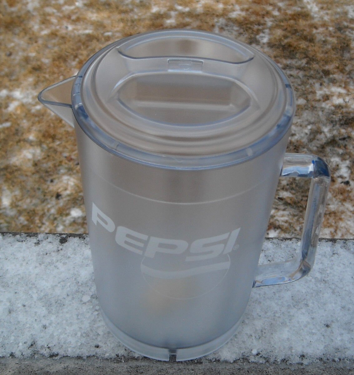 4 Plastic Pepsi Blue Soda glasses 20 oz & new 64 oz clear plastic Pitcher