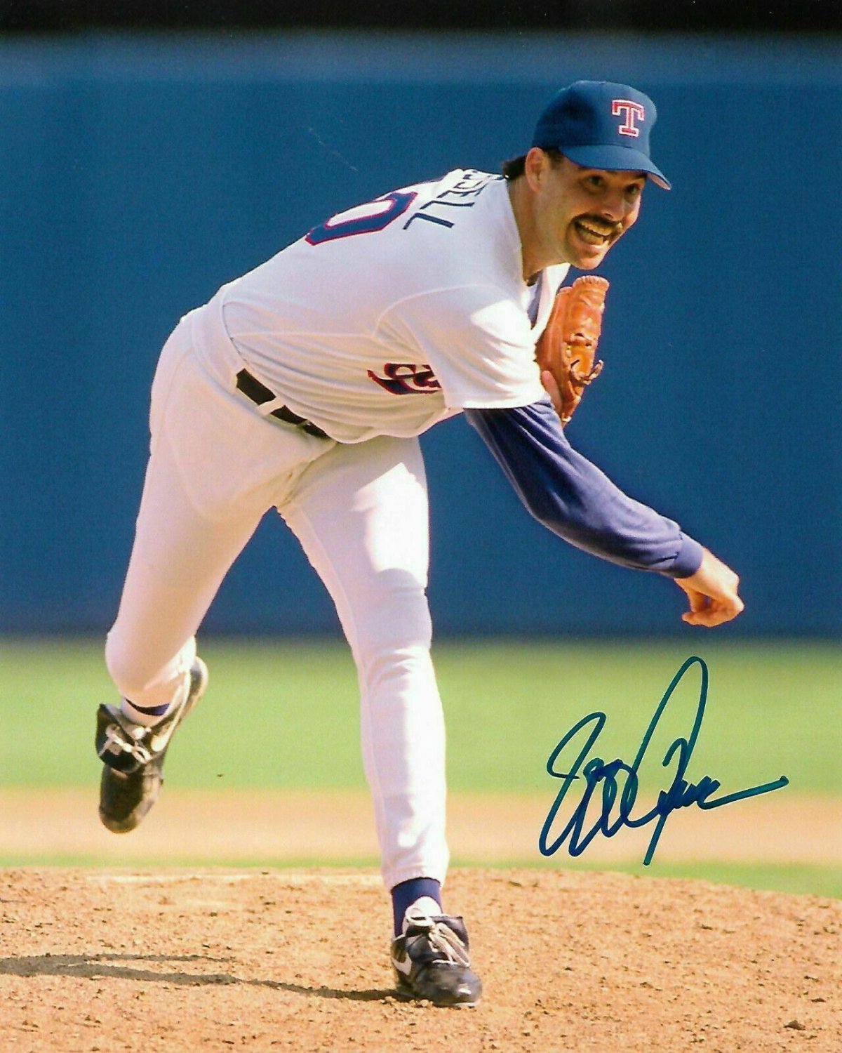 Jeff Russell Signed 8x10 Photo - Texas Rangers