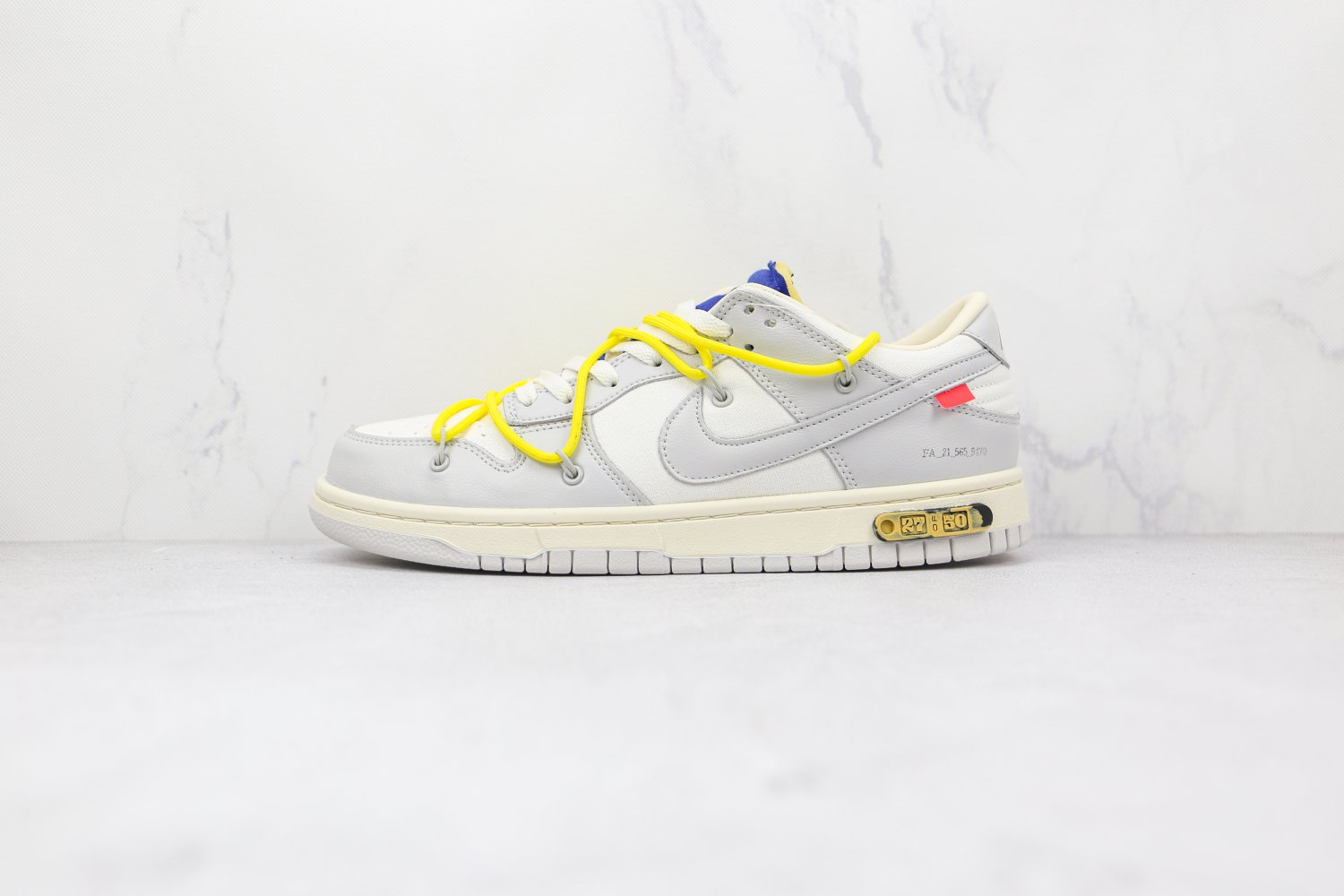 Nike Dunk Low Off-White - Lot 27" Shoes