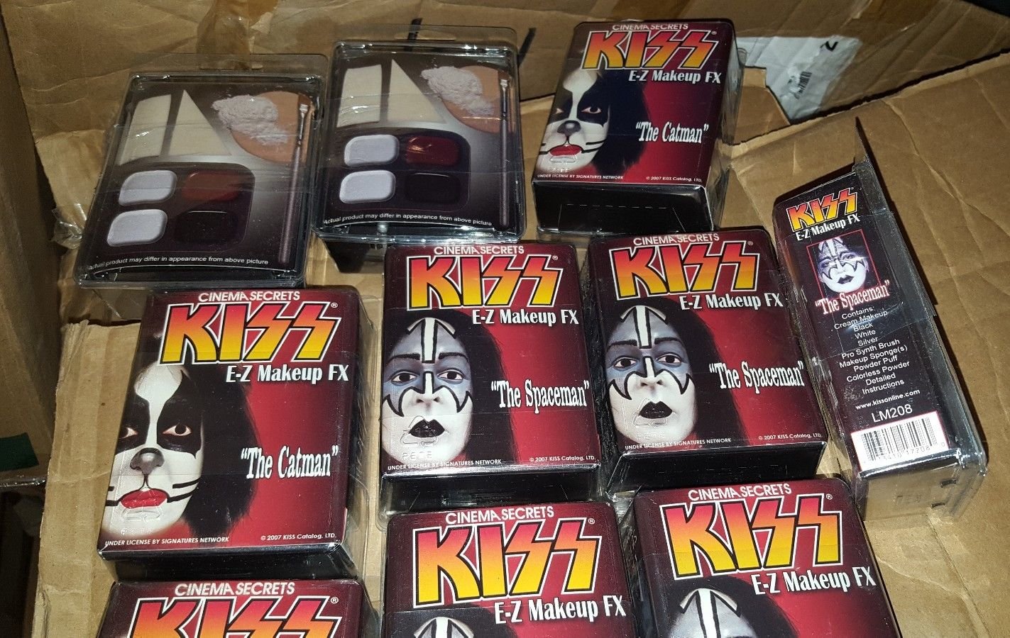 KISS HALLOWEEN COSTUME MAKEUP KIT - Catman-Spaceman buy cinnamon ...