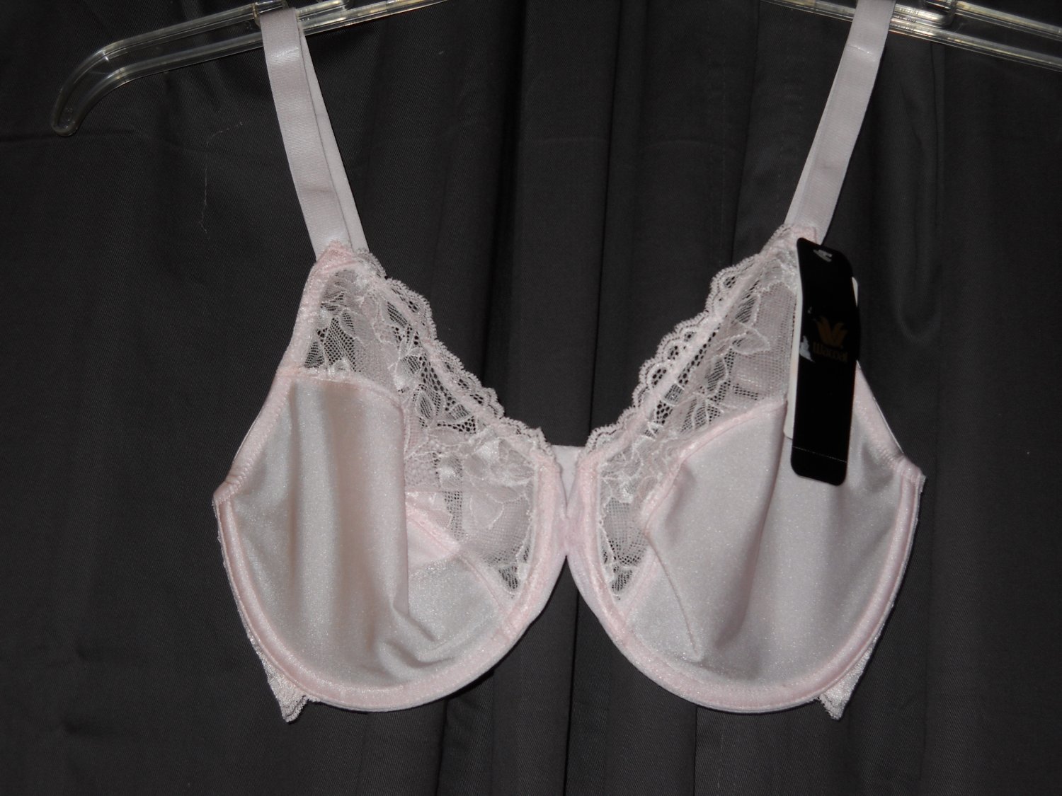 Wacoal Seasonal Fashion Full Coverage Lace UW Bra NWT 36D Beige