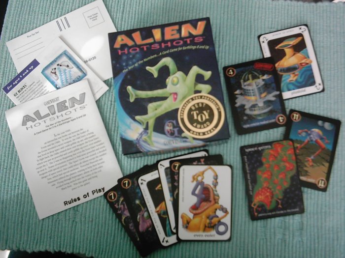 HTF Alien Hotshots Family Card Game best toy award