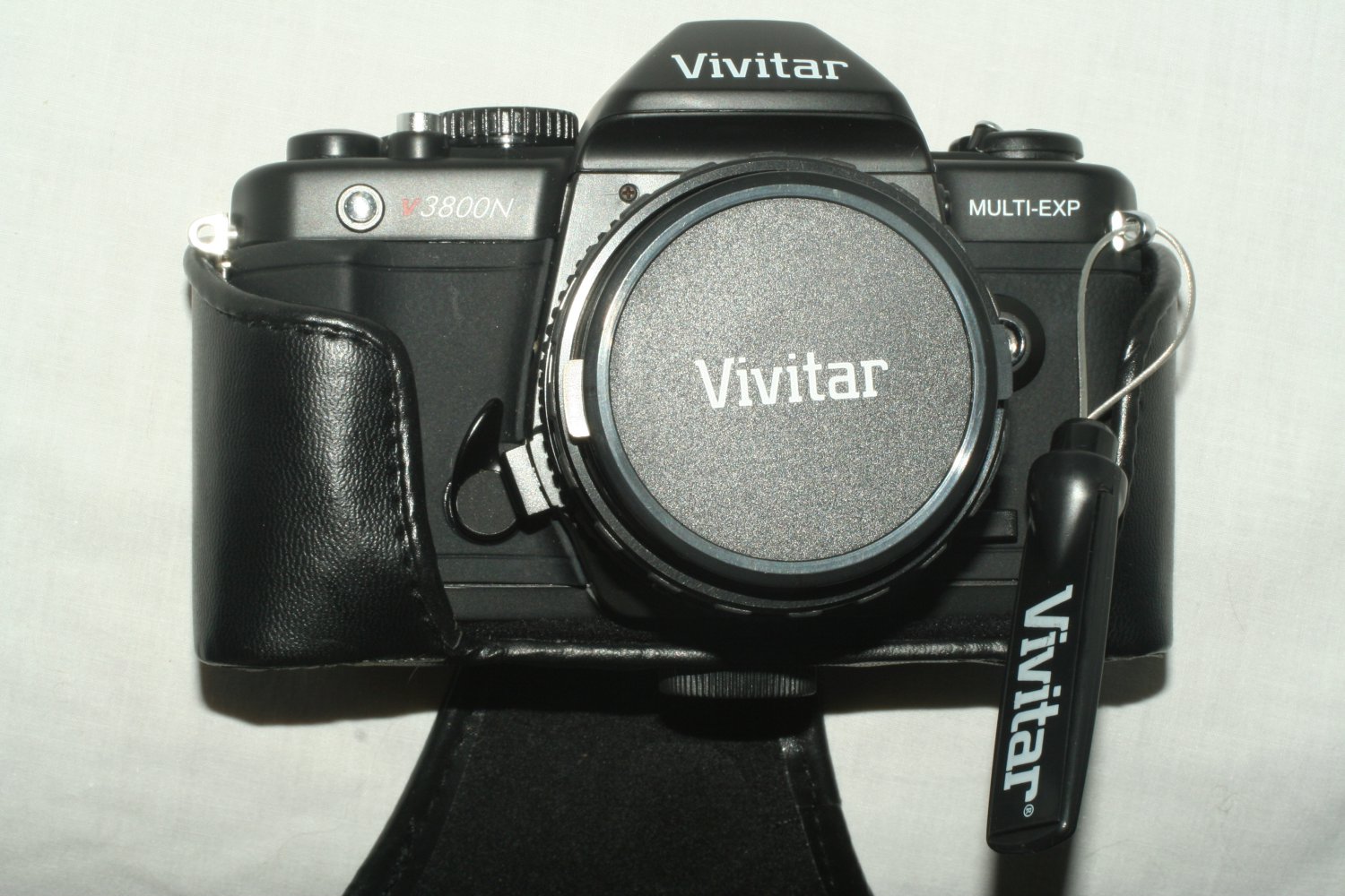 Vivitar V3800N 35mm SLR Camera kit with 50 mm 1:1.7 lens