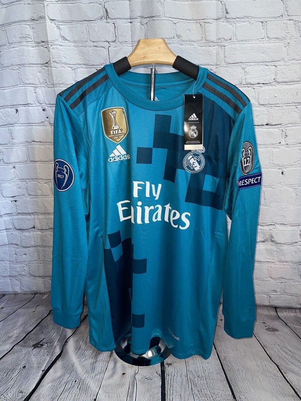 Ronaldo 7 Real Madrid 17/18 Third Kit Retro Jersey