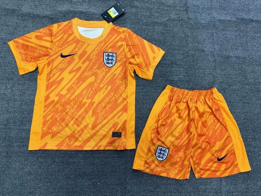 kids kit 24-25 England Goalkeeper jersey