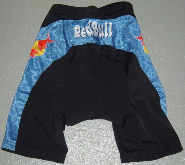 GIANT RED BULL CYCLING CYCLE JERSEY AND SHORTS KIT SZ M