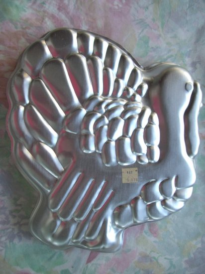 SOLD! Wilton Cake Pan Thanksgiving TURKEY Cake Pan & Insert #502-2634 1979