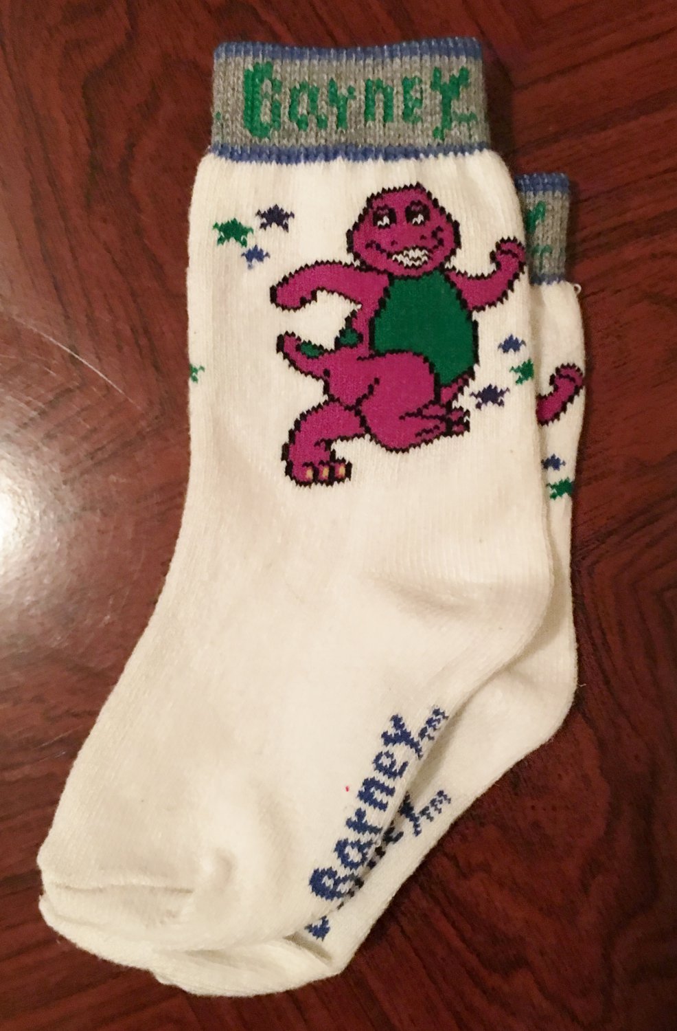 NEW Baby BARNEY SOCKS 1 Pair 0-6 Months WHITE with Gray Cuff