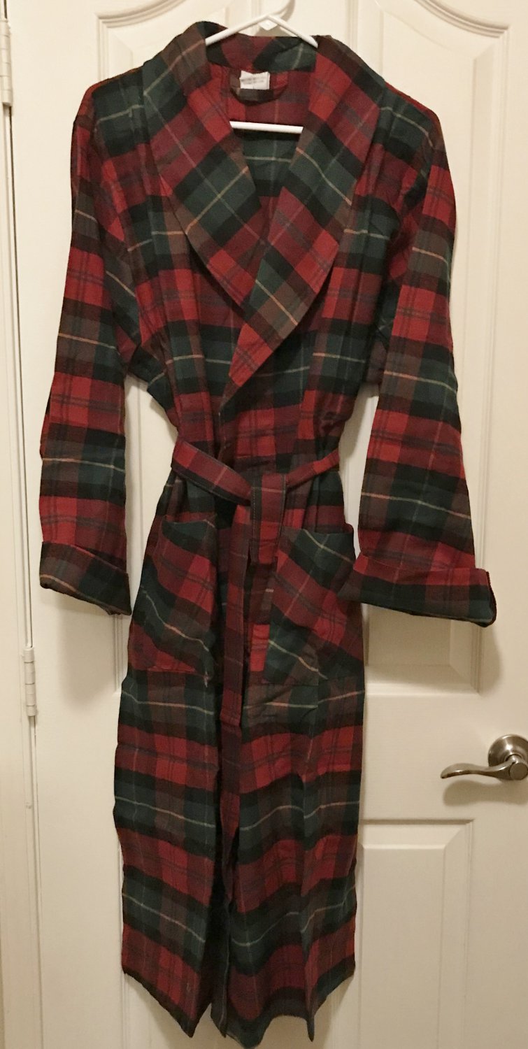 NWT Ladies FLANNEL ROBE Holiday Plaid LARGE Red/ Green Bathrobe