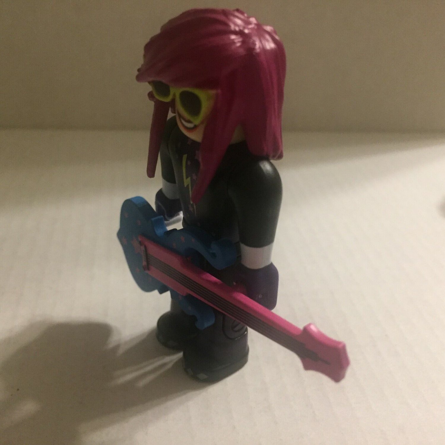 Roblox Series 3 Figure - Roblox Pop Queen Superstar Figure