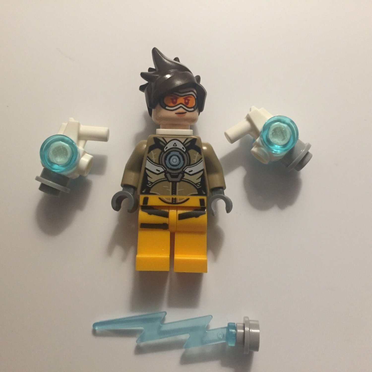 Official Overwatch Tracer Lego Minifigure with Her Twin Pulse Pistols