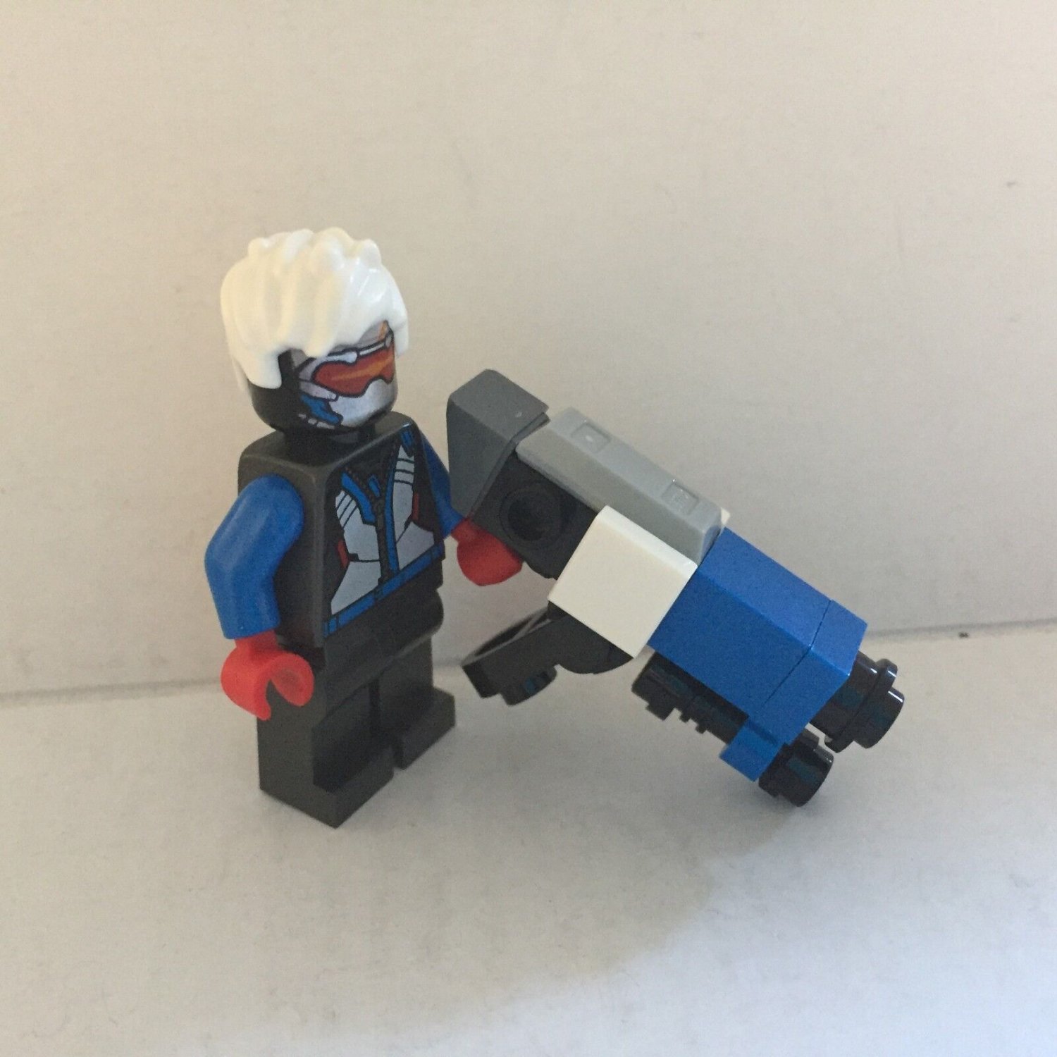 Official Overwatch Soldier: 76 Lego Minifigure with Heavy Pulse Rifle