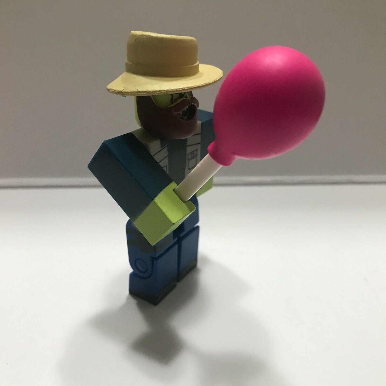 Roblox Series 8 Monster Islands: Zombie Jenkins Figure &Staff of the 4 ...