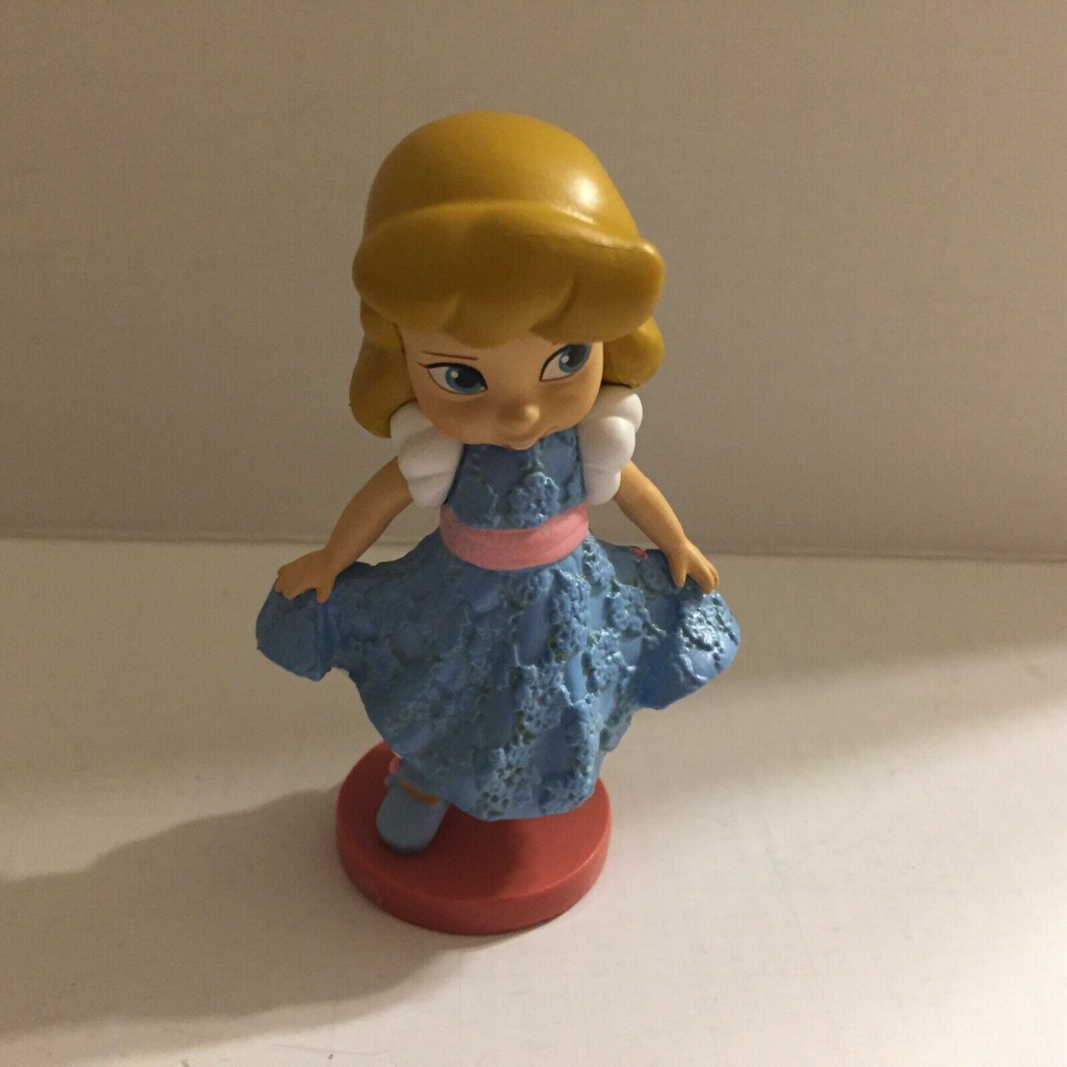 Official Disney Princess Animator's Collection Cinderella 3" Plastic Figure