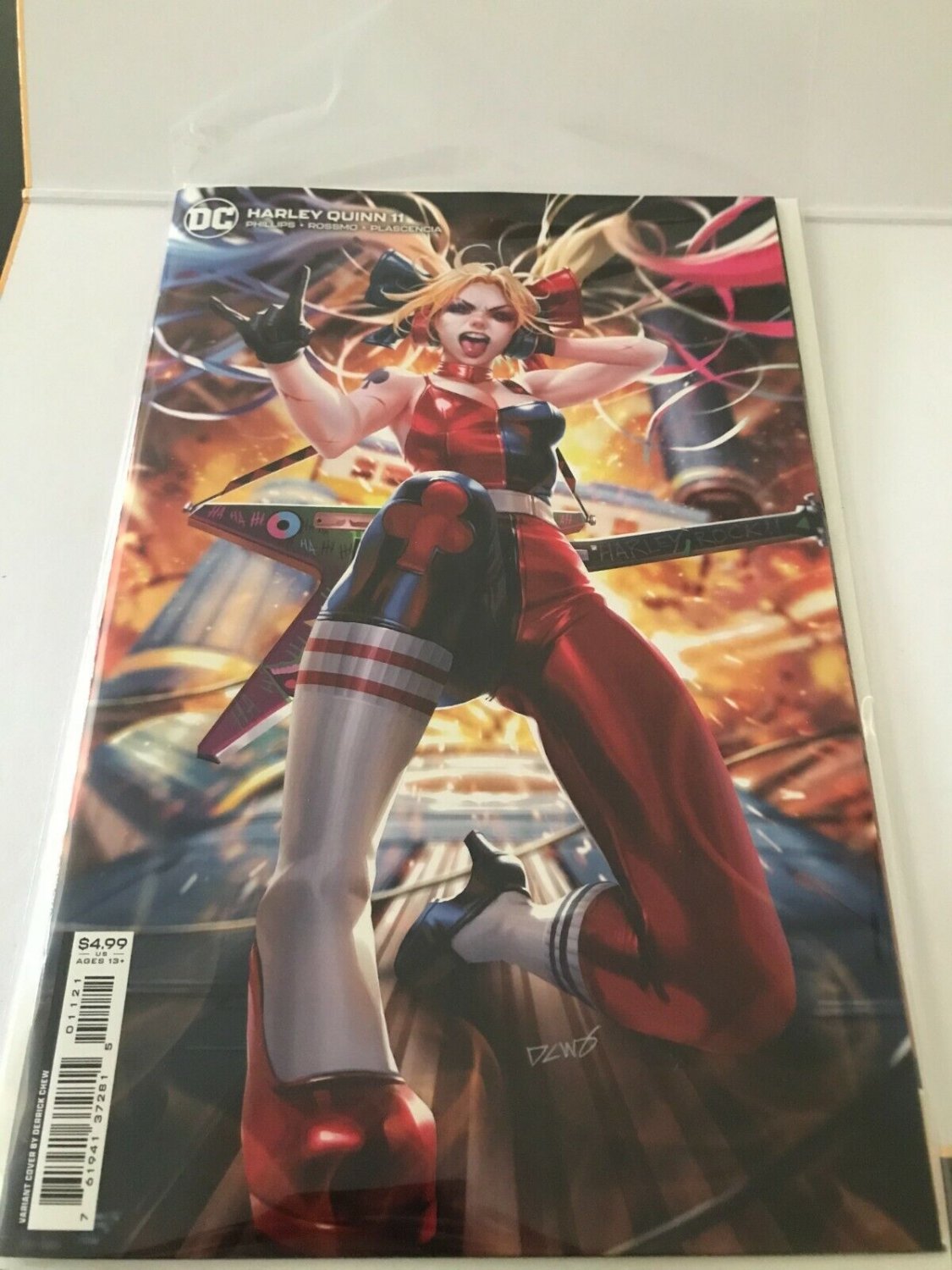 2022 DC Comics Harley Quinn Variant Comic Book #11