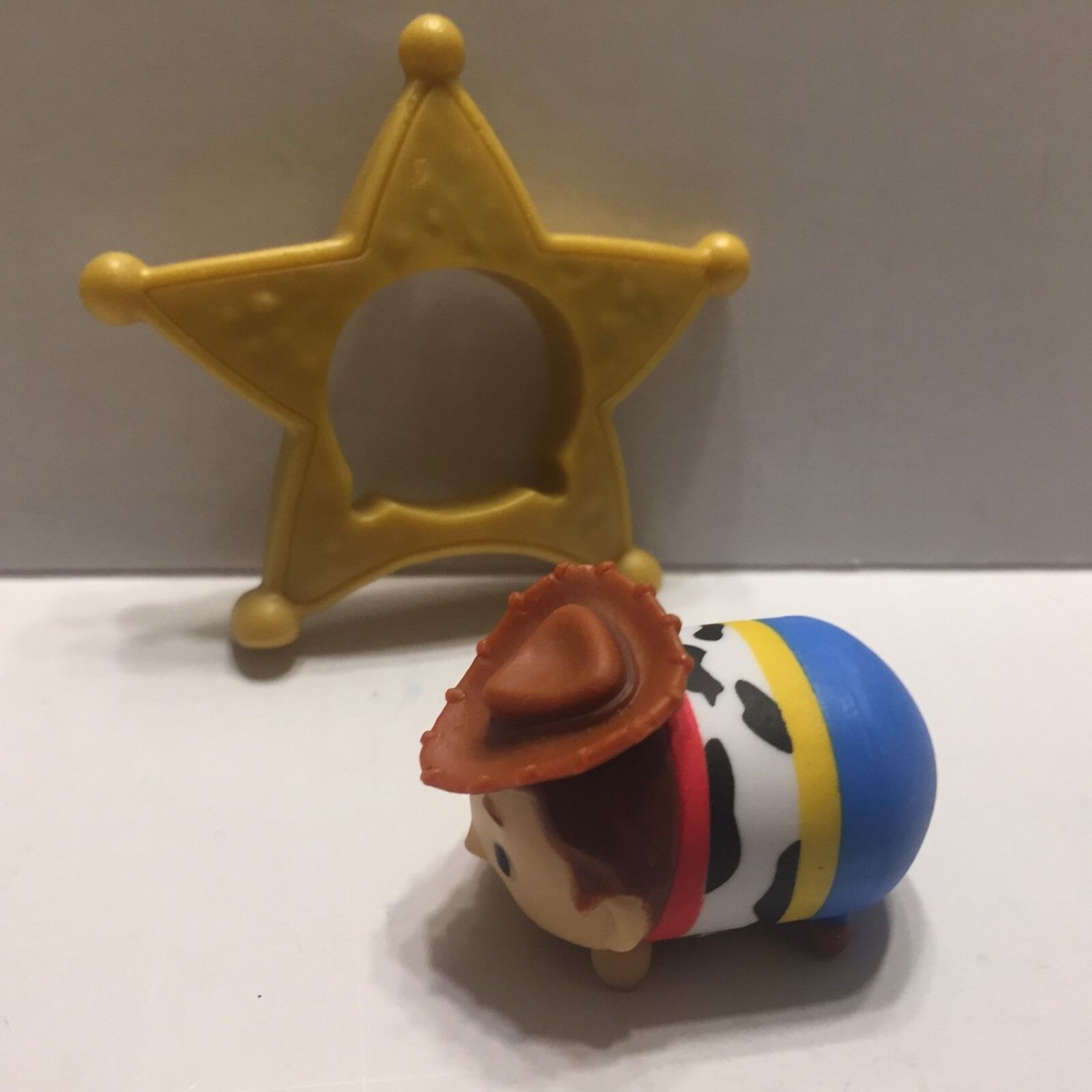 New Disney Vinyl Tsum Tsum Figures - Medium Woody with Badge Base for ...
