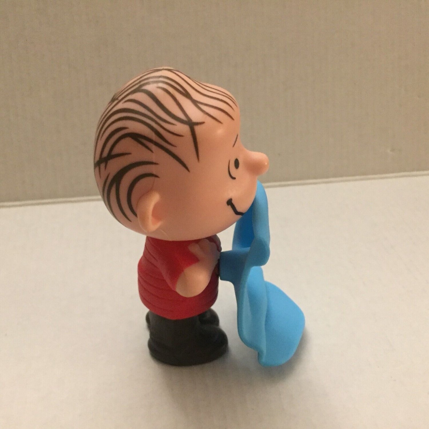 Peanuts Linus McDonalds Happy Meal Toy
