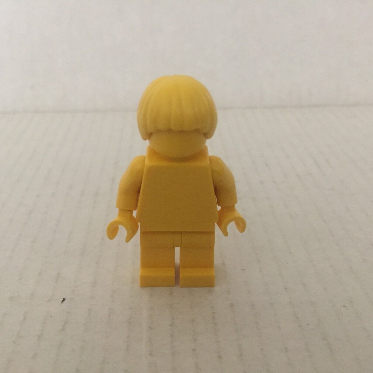 Official Lego Everyone is Awesome Yellow Minifigure