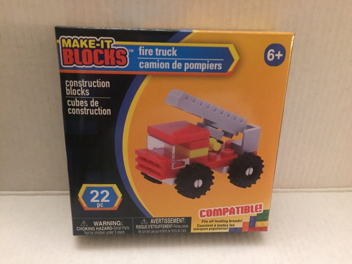 NEW Make It Blocks Fire Truck Set & Firefighter Figures - 25 pieces