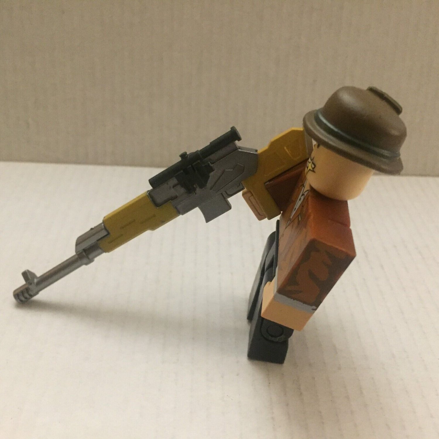 Roblox Series 5 Framed Agent Six Figure & Secret Agent Code