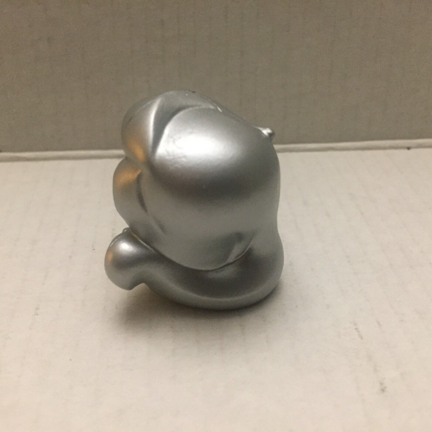 Disney 100 Ariel Little Mermaid Platinum Colored 1.5'' Doorable Figure