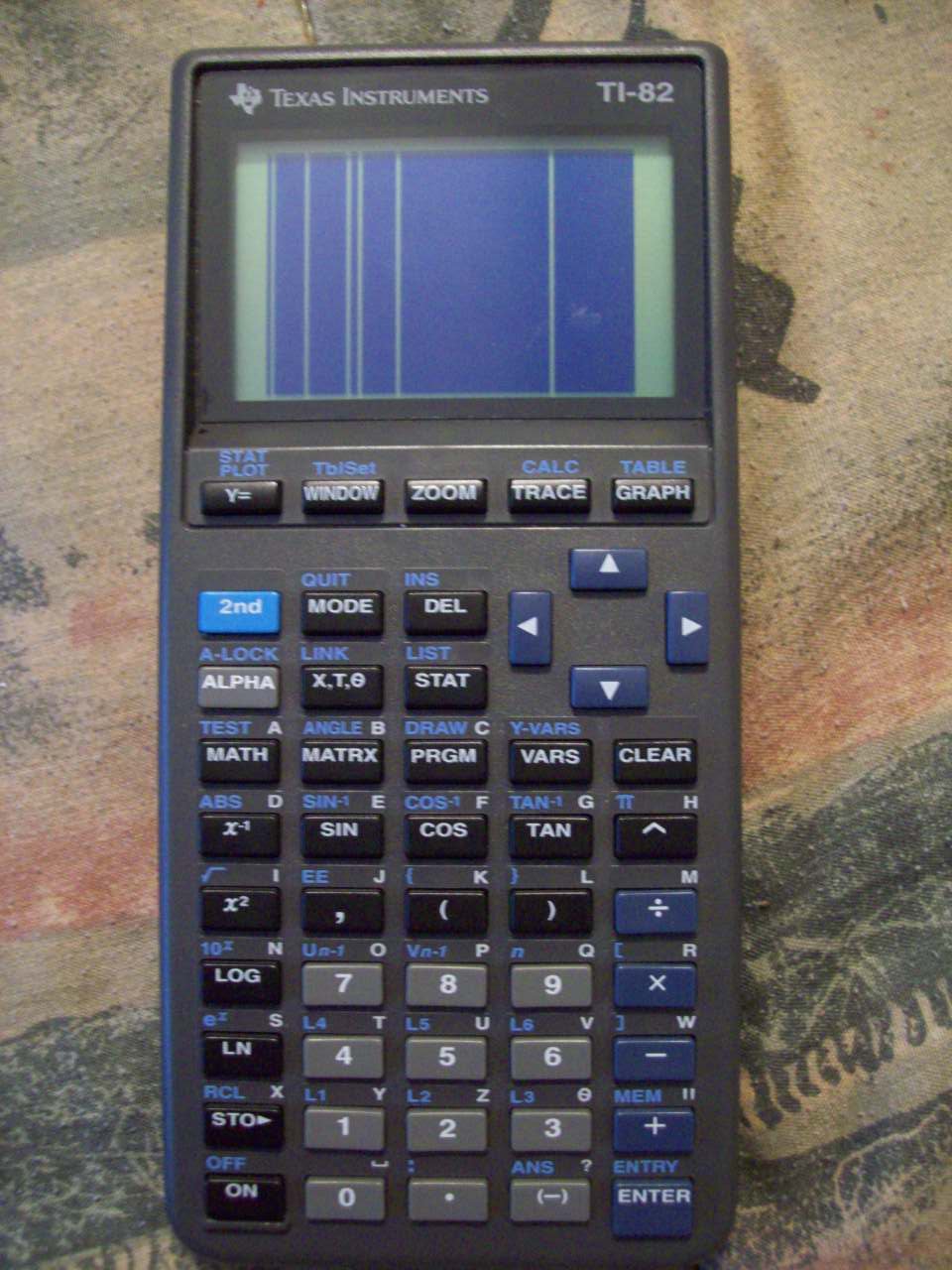Vintage TEXAS INSTRUMENTS Original TI82 GRAPHING Math CALCULATOR with ...