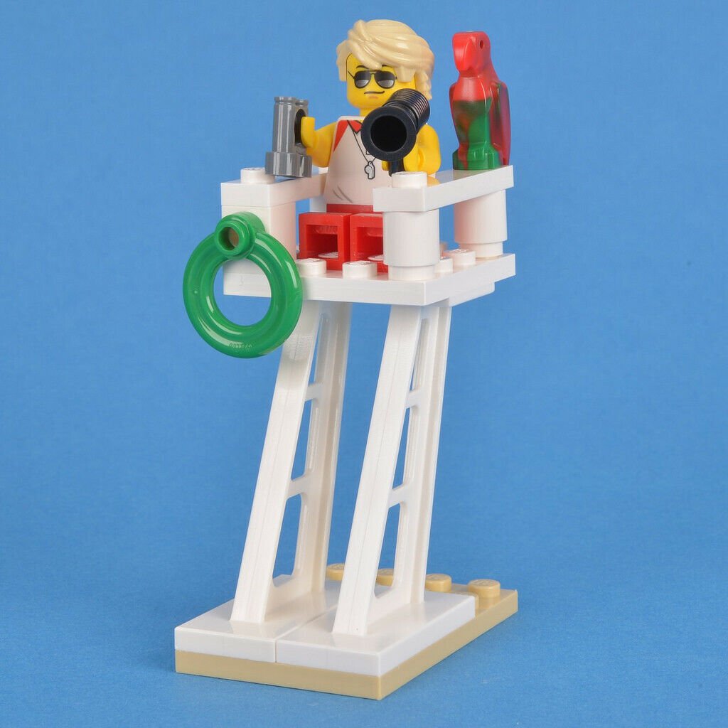 LEGO City Lifeguard Beach Minifigure Lookout Stand & Parrot Train Scene ...