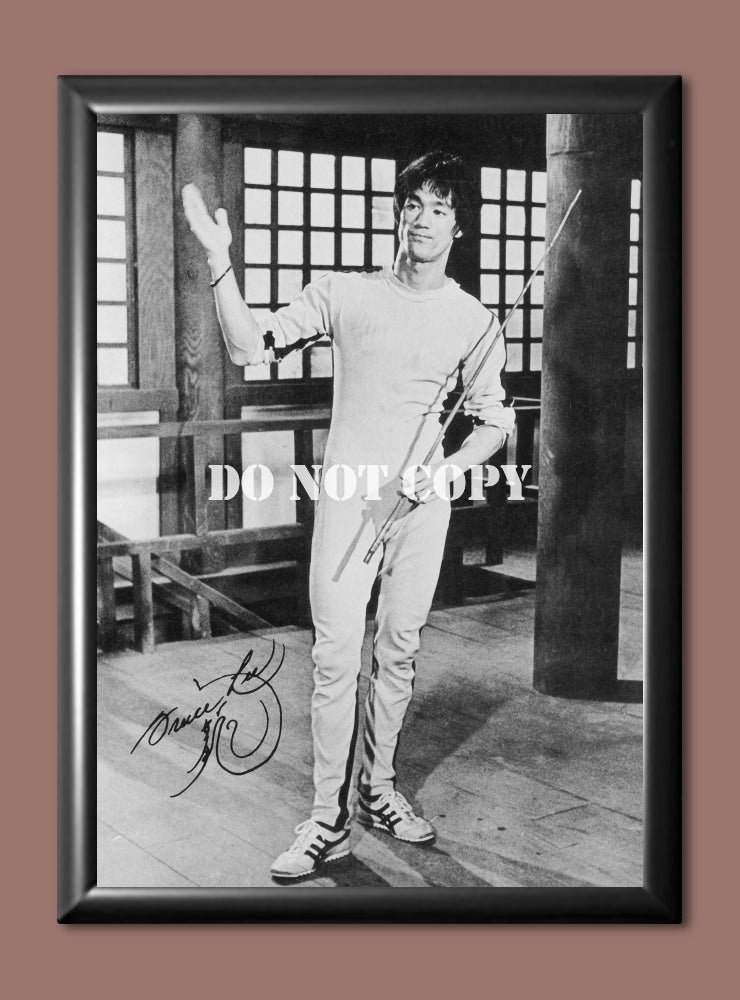 Bruce Lee Signed Autographed Photo Poster A2 16.5x23.4"" MO1823A2