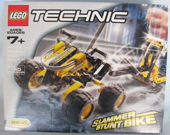 Lego Technic SLAMMER STUNT BIKE Speed Set 8240