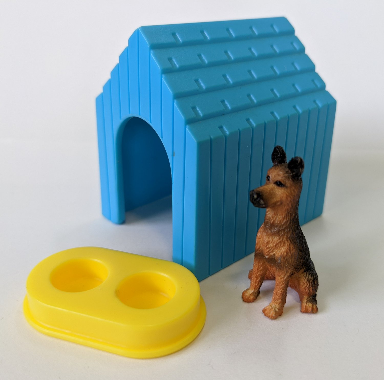 Performin' Pups Doggie Day Care Playset Pocket Figures
