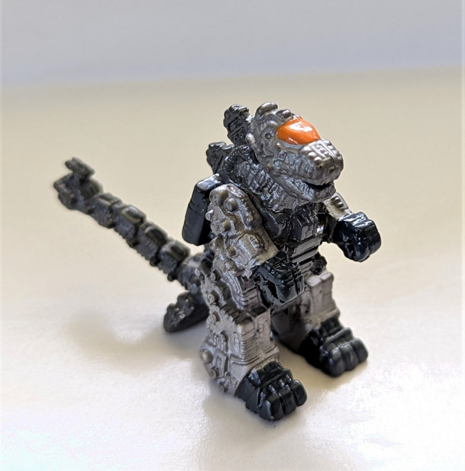 Gojulus Zoids Battle Champions Mini Figure Tomy