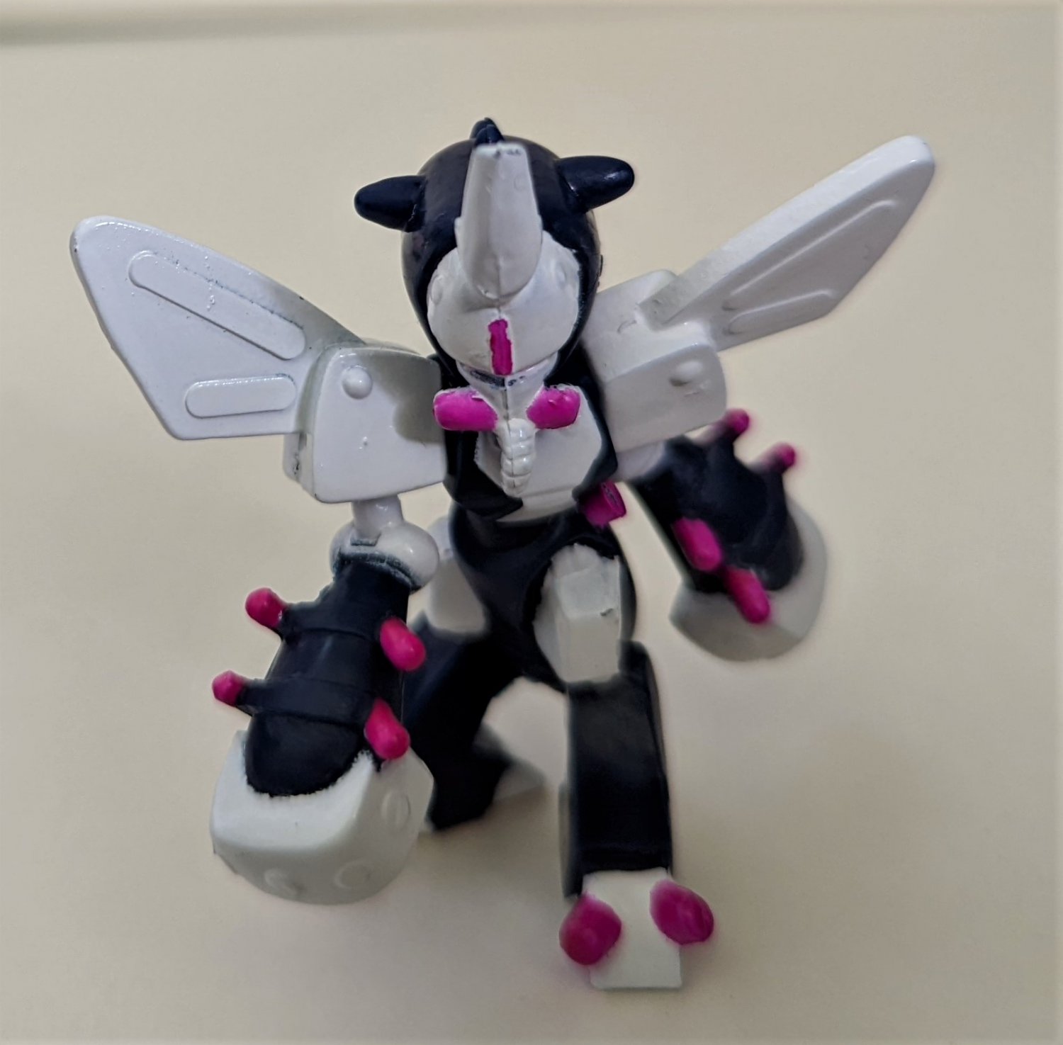 Medabots Belzelga Mini PVC Figure Hasbro