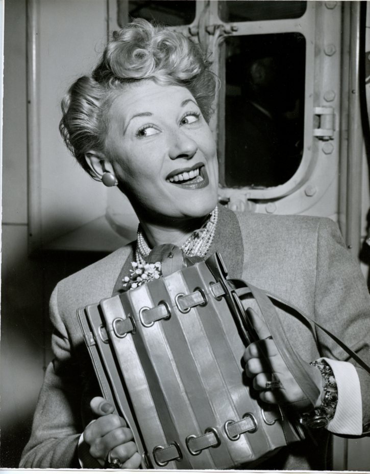 Joan Davis 7x9 original photo #N2115