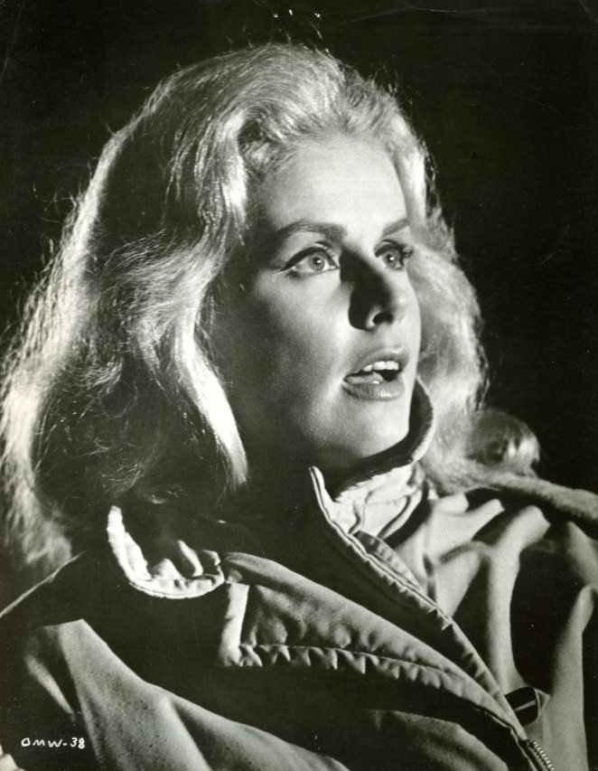 Diana Hyland Original 7x9 photo #B9089