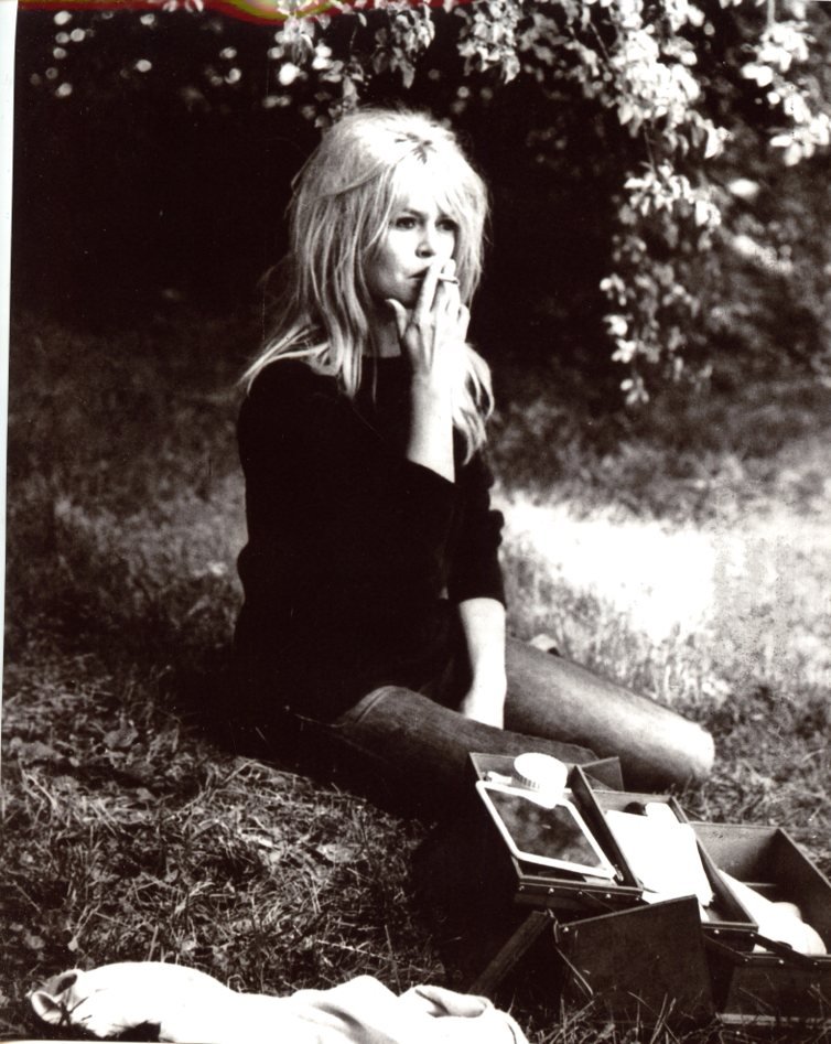 Brigitte Bardot smoking 8x10 photo #R3023