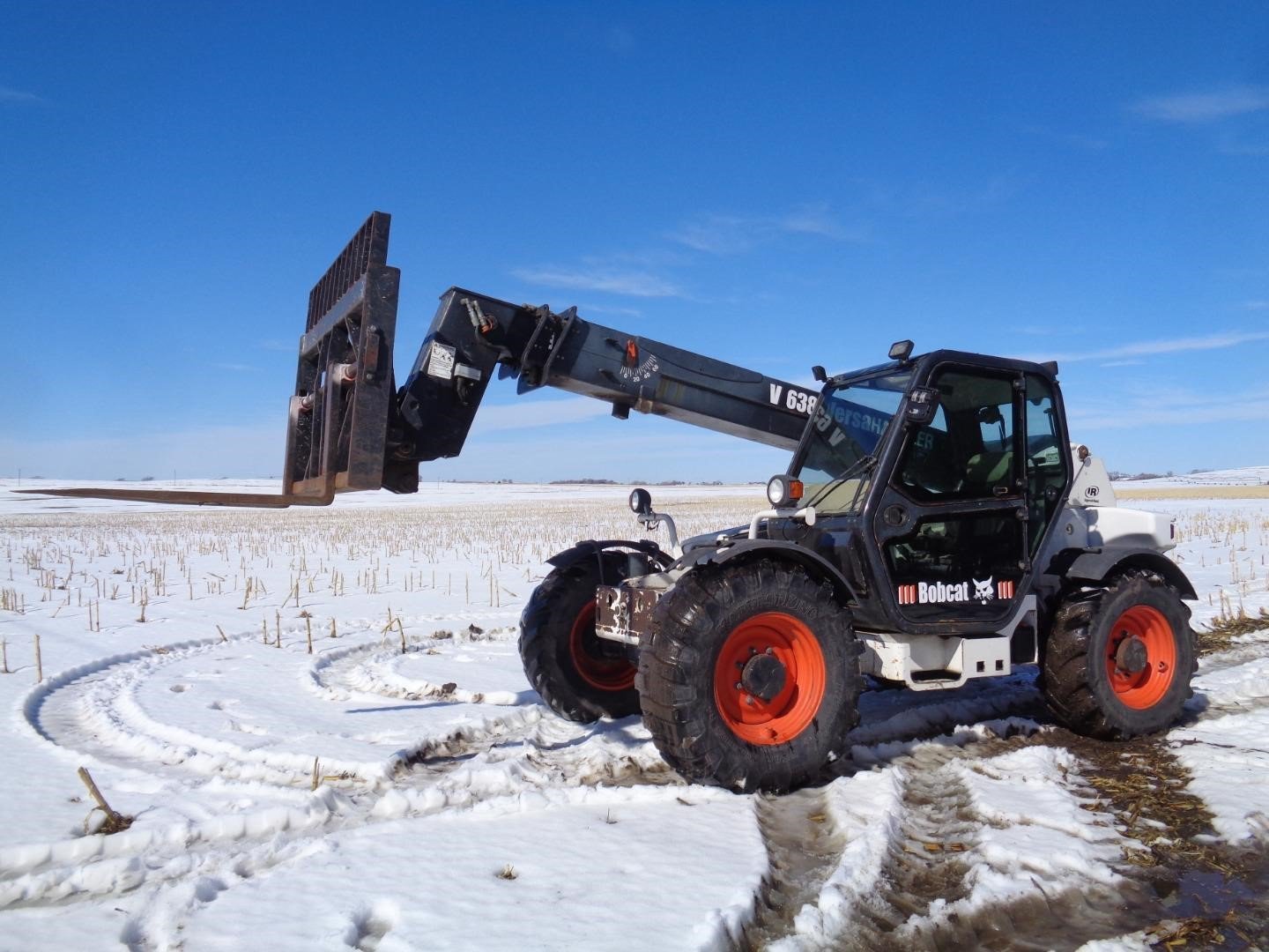 Bobcat V638 Versa TTC Telescopic Handler Operation & Maintenance Manual ...
