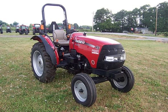 Case IH Farmall 45A, Farmall 55A Compact Tractor Operator’s Manual 47538442