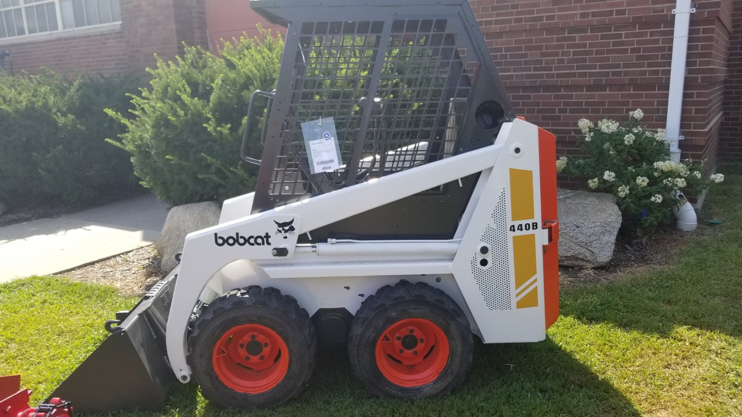 Bobcat 440, 443, 443B Skid Steer Loader Service Repair Manual DOWNLOAD