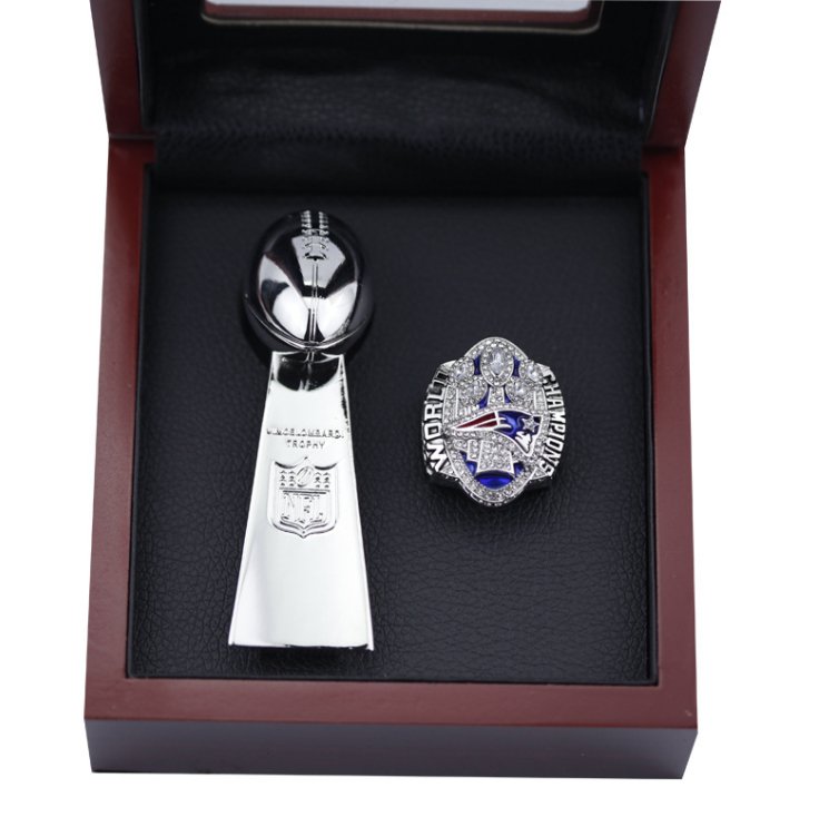 2016 New England Patriots championship rings and Trophy Set with case （577）