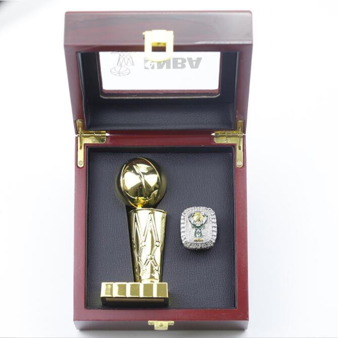 2021 Milwaukee Bucks Basketball Championship Ring & Trophy & D