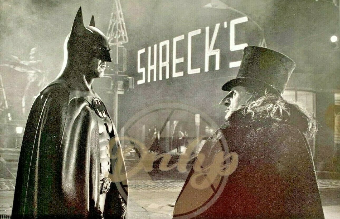 BATMAN RETURNS Michael Keaton 8x10 B&W (1 photo) 1992 Movie Promo Lobby ...