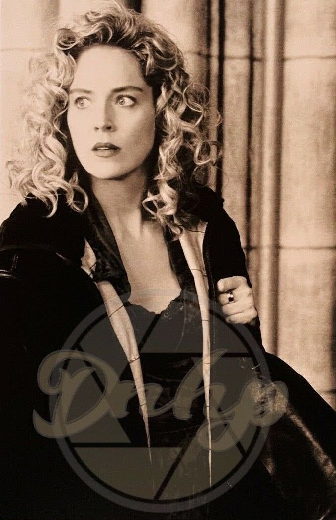SHARON STONE Gloria 8x10 B&W (1 photo) 1999 Movie Promotional Lobby Card 3