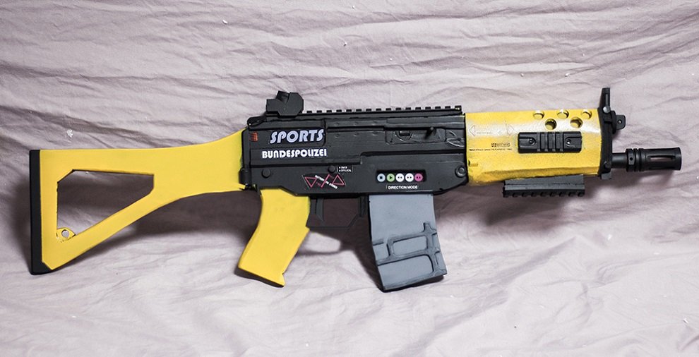 IQ R6S Cosplay 552 Commando Prop